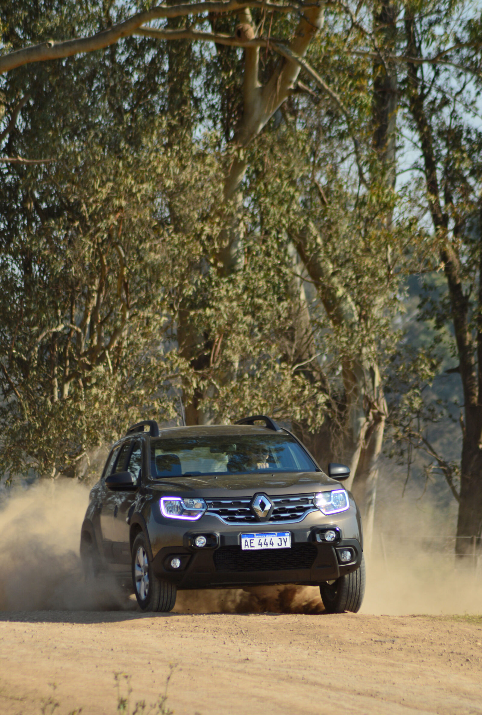 Test Drive Renault Duster 1.3 T CVT Outsider: Mejor en todo - CCA ...