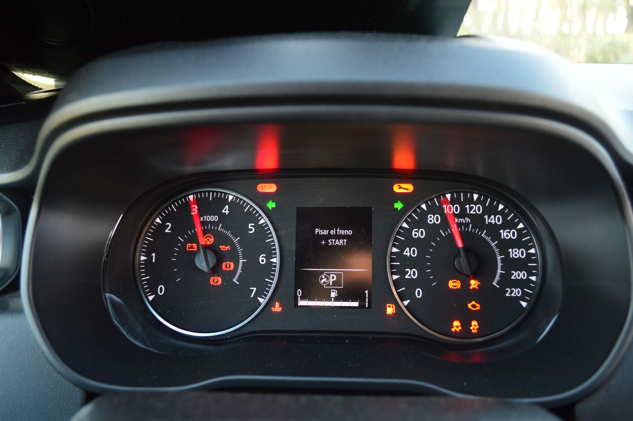 Test Drive Renault Duster 1.3 T CVT Outsider: Mejor en todo - CCA ...