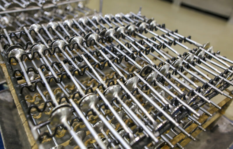 Válvulas Basso triunfan en las 24 horas de Le Mans - CCA - Cámara del ...